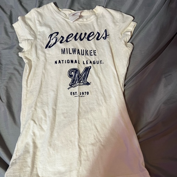 Genuine Merchandise | Tops | Milwaukee Brewers Tshirt | Poshmark
